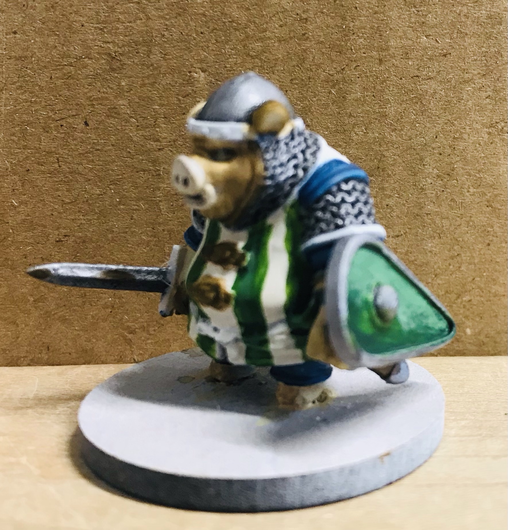 Piggy and Grass – Bogenwald