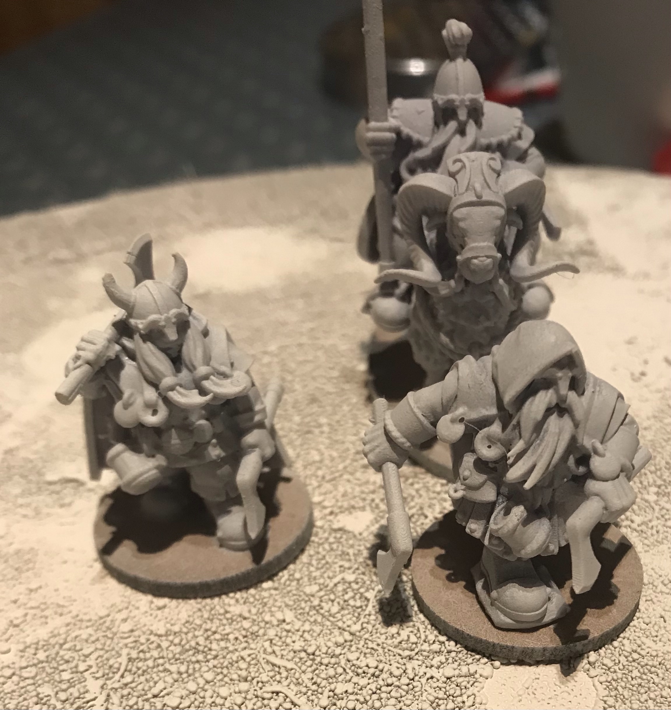 A Few More Dwarves – Bogenwald